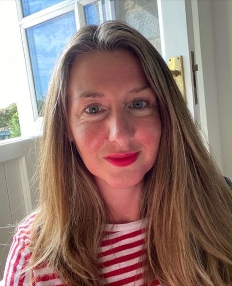 A Chat with Victoria - Source FM