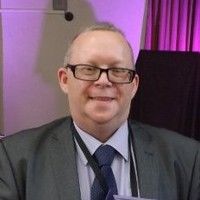 Lunchtime with Dave Cox - Wythenshawe FM